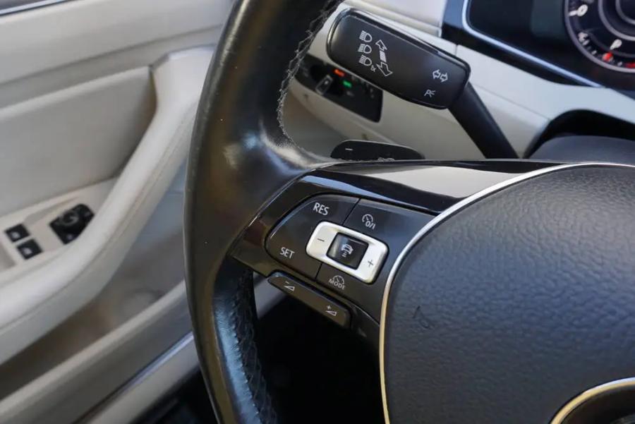 Brūns Volkswagen Passat B8 2016 Rīga, ar dzinēja tilpumu 1.60 L un nobraukumu 235 tūkst. km par 8900 €, foto 23 vietnē AUTOMOTO.COM.LV