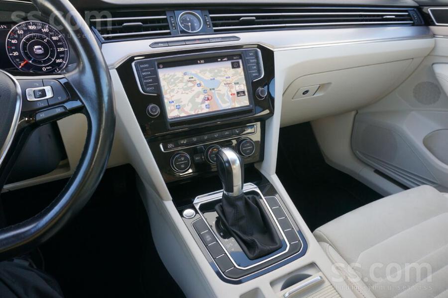 Brūns Volkswagen Passat B8 2016 Rīga, ar dzinēja tilpumu 1.60 L un nobraukumu 235 tūkst. km par 8900 €, foto 26 vietnē AUTOMOTO.COM.LV