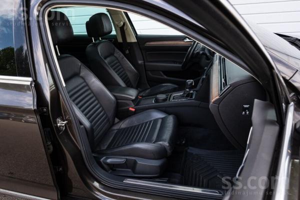 Brown Volkswagen Passat B8 2016 in Riga, with an engine capacity of 2.00 L and mileage of 257 thousand km for 12950 €, photo 6 on AUTOMOTO.COM.LV