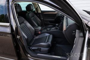 Brown Volkswagen Passat B8 2016 in Riga, with an engine capacity of 2.00 L and mileage of 257 thousand km for 12950 €, photo 7 on AUTOMOTO.COM.LV