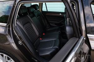 Brown Volkswagen Passat B8 2016 in Riga, with an engine capacity of 2.00 L and mileage of 257 thousand km for 12950 €, photo 8 on AUTOMOTO.COM.LV