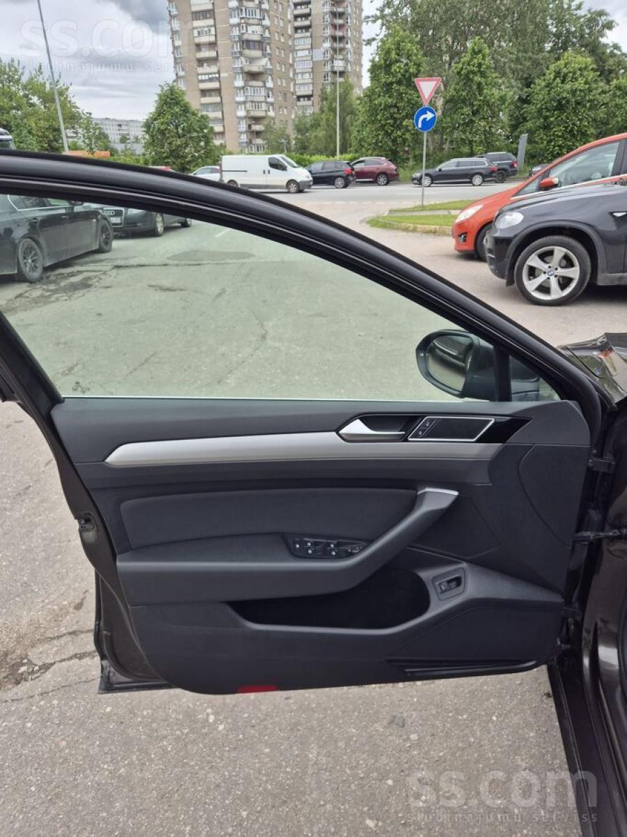 Brūns Volkswagen Passat B8 2017 Rīga, ar dzinēja tilpumu 2.00 L un nobraukumu 283 tūkst. km par 10490 €, foto 20 vietnē AUTOMOTO.COM.LV