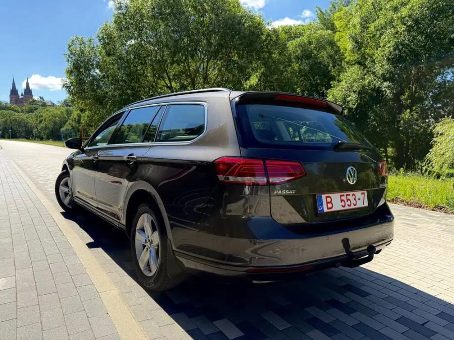 Brūns Volkswagen Passat B8 2017 Rēzekne, ar dzinēja tilpumu 2.00 L un nobraukumu 232 tūkst. km par 9490 €, foto 7 vietnē AUTOMOTO.COM.LV