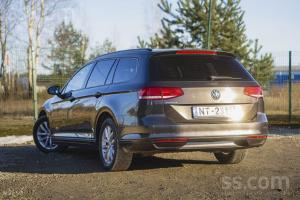 Brown Volkswagen Passat B8 2017 in Riga, with an engine capacity of 1.60 L and mileage of 352 thousand km for 9990 €, photo 5 on AUTOMOTO.COM.LV