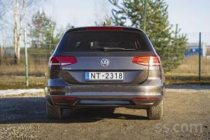 Brown Volkswagen Passat B8 2017 in Riga, with an engine capacity of 1.60 L and mileage of 352 thousand km for 9990 €, photo 6 on AUTOMOTO.COM.LV