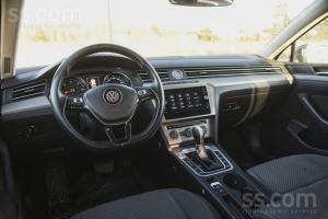 Brown Volkswagen Passat B8 2017 in Riga, with an engine capacity of 1.60 L and mileage of 352 thousand km for 9990 €, photo 8 on AUTOMOTO.COM.LV