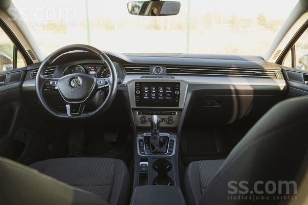 Brown Volkswagen Passat B8 2017 in Riga, with an engine capacity of 1.60 L and mileage of 352 thousand km for 9990 €, photo 11 on AUTOMOTO.COM.LV