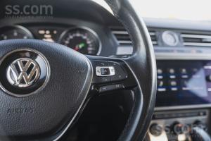 Brown Volkswagen Passat B8 2017 in Riga, with an engine capacity of 1.60 L and mileage of 352 thousand km for 9990 €, photo 17 on AUTOMOTO.COM.LV