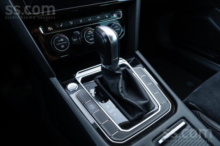 Brūns Volkswagen Passat B8 2018 Rīga, ar dzinēja tilpumu 1.80 L un nobraukumu 244 tūkst. km par 10500 €, foto 20 vietnē AUTOMOTO.COM.LV