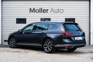 Brown Volkswagen Passat B8 2022 in Jelgava, with an engine capacity of 2.00 L and mileage of 149 thousand km for 23900 €, photo 5 on AUTOMOTO.COM.LV