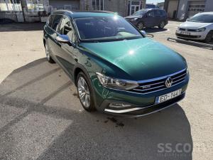 Zaļš Volkswagen Passat B8 2019 Rīga, ar dzinēja tilpumu 2.00 L un nobraukumu 245 tūkst. km par 24790 €, foto 3 vietnē AUTOMOTO.COM.LV