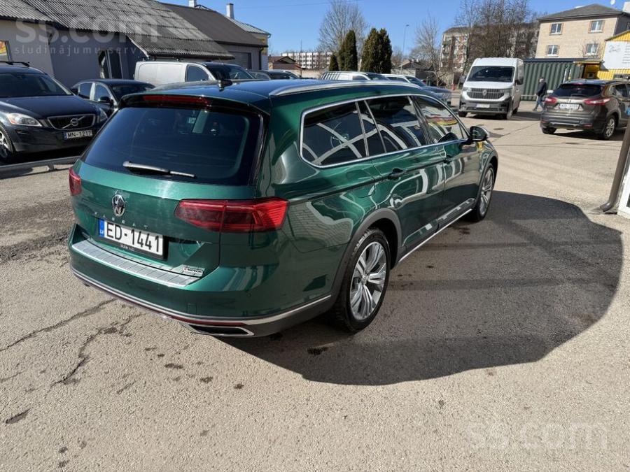 Zaļš Volkswagen Passat B8 2019 Rīga, ar dzinēja tilpumu 2.00 L un nobraukumu 245 tūkst. km par 24790 €, foto 4 vietnē AUTOMOTO.COM.LV