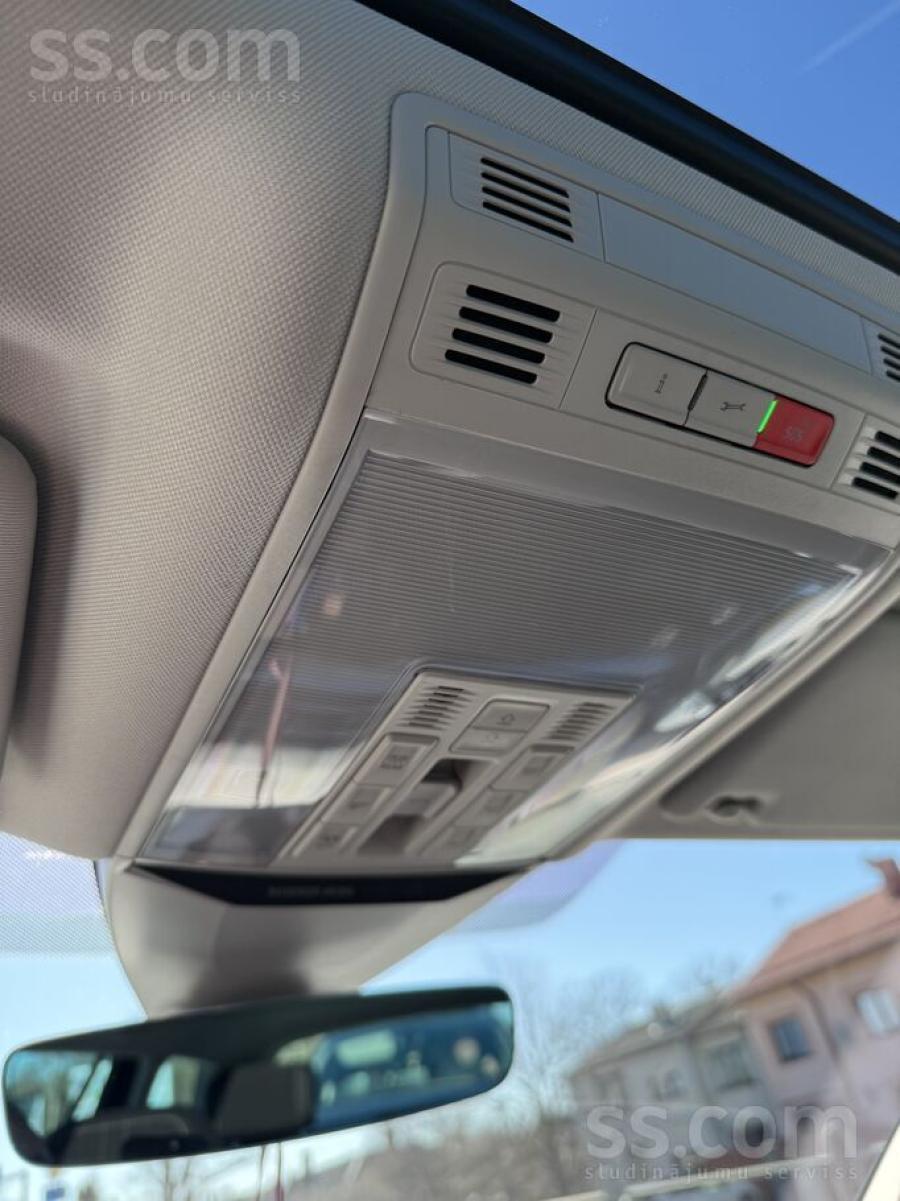 Green Volkswagen Passat B8 2019 in Riga, with an engine capacity of 2.00 L and mileage of 245 thousand km for 24790 €, photo 14 on AUTOMOTO.COM.LV