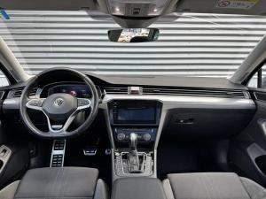 Zaļš Volkswagen Passat B8 2019 Rīga, ar dzinēja tilpumu 2.00 L un nobraukumu 153 tūkst. km par 23900 €, foto 15 vietnē AUTOMOTO.COM.LV
