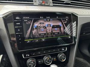 Zaļš Volkswagen Passat B8 2019 Rīga, ar dzinēja tilpumu 2.00 L un nobraukumu 153 tūkst. km par 23900 €, foto 20 vietnē AUTOMOTO.COM.LV