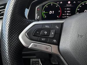 Zaļš Volkswagen Passat B8 2019 Rīga, ar dzinēja tilpumu 2.00 L un nobraukumu 153 tūkst. km par 23900 €, foto 24 vietnē AUTOMOTO.COM.LV