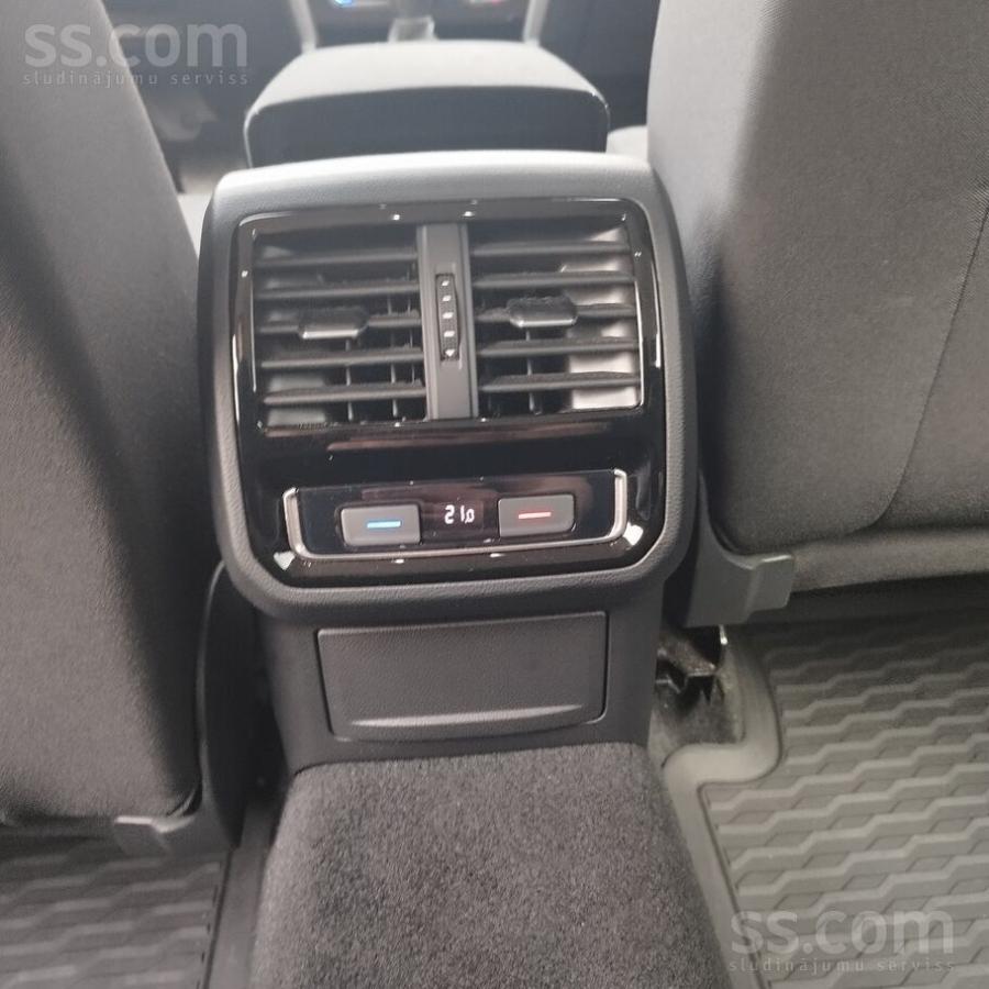 Zaļš Volkswagen Passat B8 2020 Rīga, ar dzinēja tilpumu 2.00 L un nobraukumu 176 tūkst. km par 15500 €, foto 16 vietnē AUTOMOTO.COM.LV