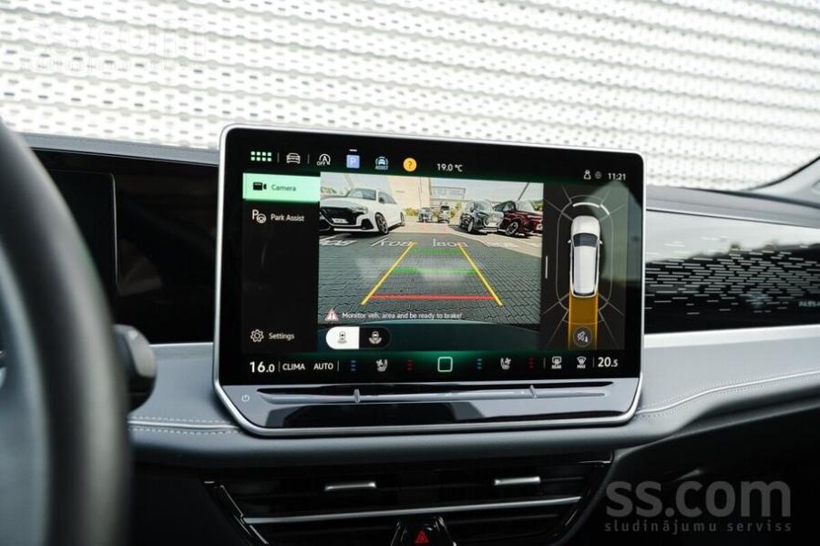 Zaļš Volkswagen Passat B8 2024 Rīga, ar dzinēja tilpumu 1.50 L un nobraukumu 40 tūkst. km par 29900 €, foto 20 vietnē AUTOMOTO.COM.LV