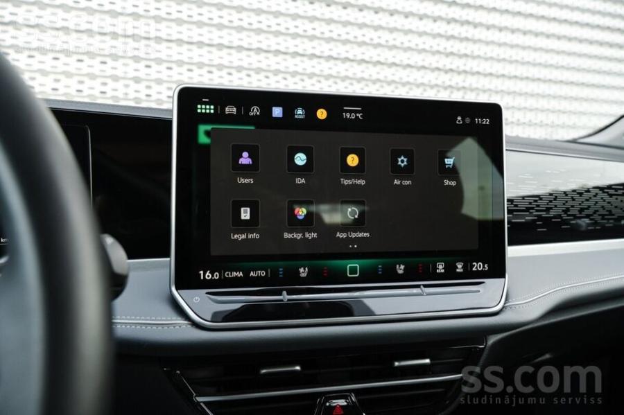 Zaļš Volkswagen Passat B8 2024 Rīga, ar dzinēja tilpumu 1.50 L un nobraukumu 40 tūkst. km par 29900 €, foto 26 vietnē AUTOMOTO.COM.LV