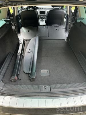 Pelēks Volkswagen Passat B8 2015 Rīga, ar dzinēja tilpumu 2.00 L un nobraukumu 264 tūkst. km par 11950 €, foto 15 vietnē AUTOMOTO.COM.LV