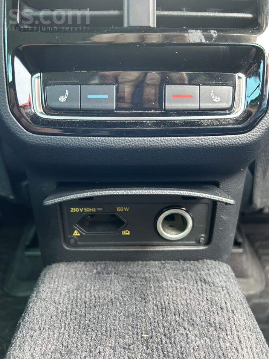 Pelēks Volkswagen Passat B8 2015 Rīga, ar dzinēja tilpumu 2.00 L un nobraukumu 264 tūkst. km par 11950 €, foto 18 vietnē AUTOMOTO.COM.LV