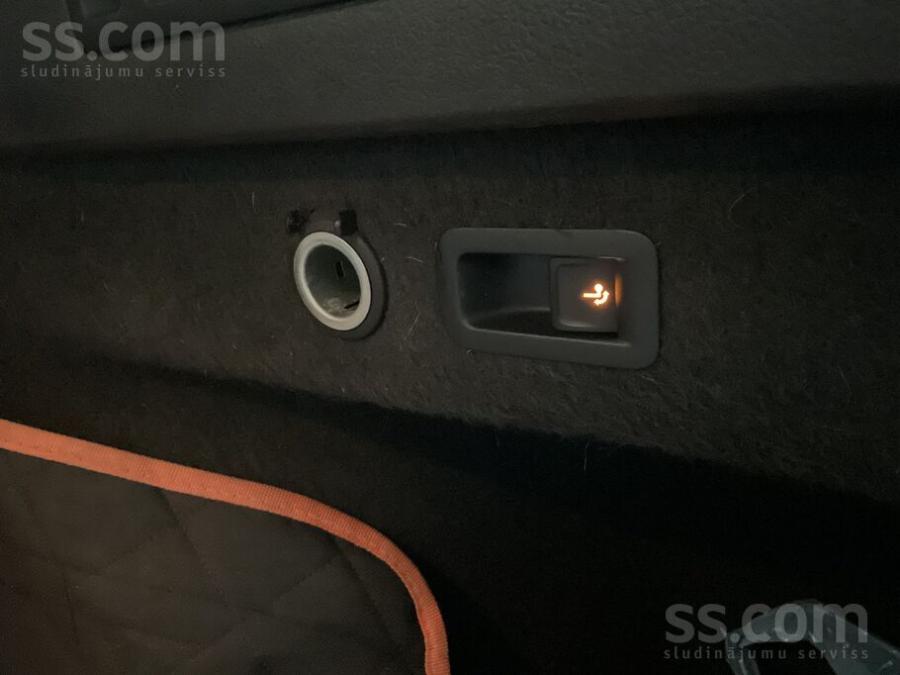 Pelēks Volkswagen Passat B8 2015 Rīga, ar dzinēja tilpumu 2.00 L un nobraukumu 264 tūkst. km par 11950 €, foto 19 vietnē AUTOMOTO.COM.LV