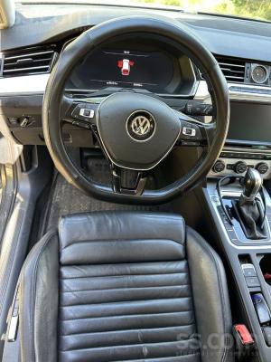 Pelēks Volkswagen Passat B8 2015 Rīga, ar dzinēja tilpumu 2.00 L un nobraukumu 264 tūkst. km par 11950 €, foto 20 vietnē AUTOMOTO.COM.LV