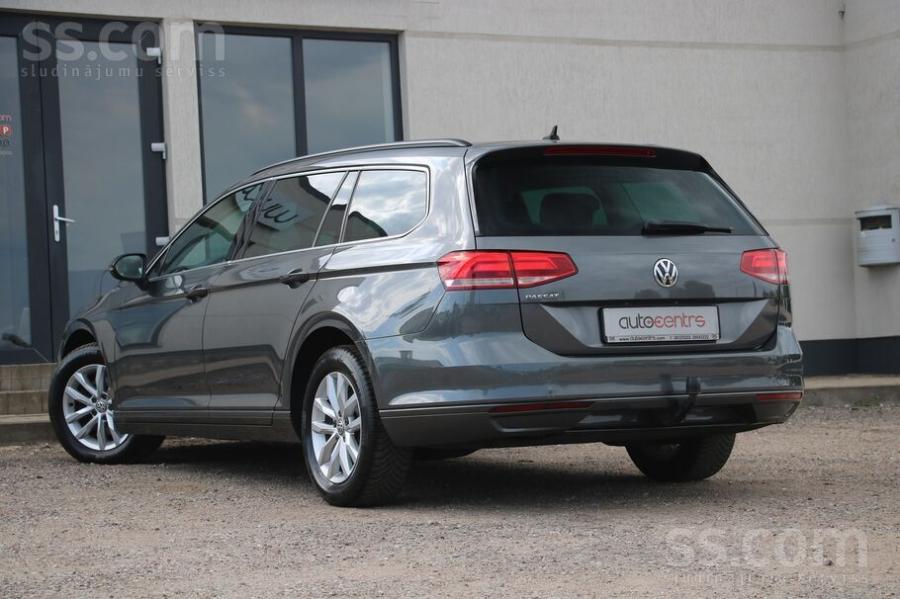 Grey Volkswagen Passat B8 2017 in Tukums, with an engine capacity of 2.00 L and mileage of 248 thousand km for 10538 €, photo 4 on AUTOMOTO.COM.LV