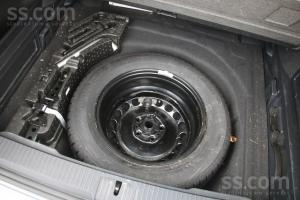 Grey Volkswagen Passat B8 2017 in Tukums, with an engine capacity of 2.00 L and mileage of 248 thousand km for 10538 €, photo 16 on AUTOMOTO.COM.LV