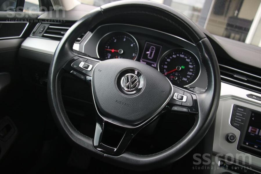 Grey Volkswagen Passat B8 2017 in Tukums, with an engine capacity of 2.00 L and mileage of 248 thousand km for 10538 €, photo 24 on AUTOMOTO.COM.LV
