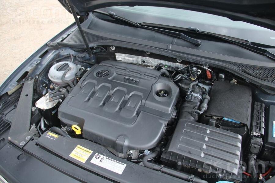 Grey Volkswagen Passat B8 2017 in Tukums, with an engine capacity of 2.00 L and mileage of 248 thousand km for 10538 €, photo 29 on AUTOMOTO.COM.LV