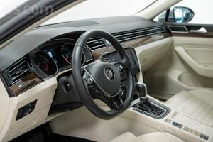 Grey Volkswagen Passat B8 2018 in Riga, with an engine capacity of 2.00 L and mileage of 218 thousand km for 12500 €, photo 9 on AUTOMOTO.COM.LV