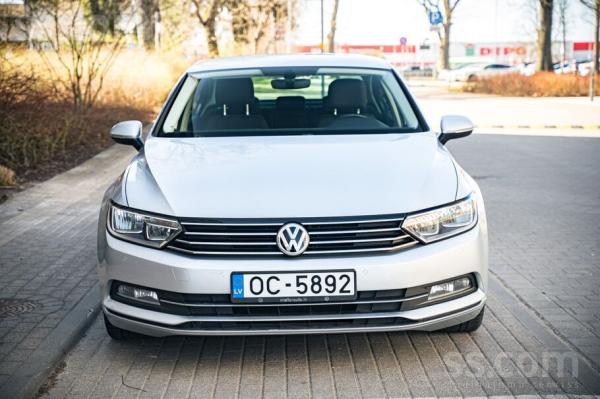 Grey Volkswagen Passat B8 2015 in Riga, with an engine capacity of 1.40 L and mileage of 219 thousand km for 7490 €, photo 2 on AUTOMOTO.COM.LV
