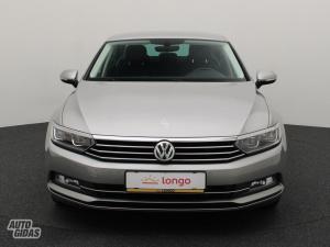 Pelēks Volkswagen Passat B8 2015 Viļņa, ar dzinēja tilpumu 2.00 L un nobraukumu 190 tūkst. km par 11599 €, foto 3 vietnē AUTOMOTO.COM.LV