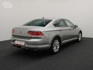 Pelēks Volkswagen Passat B8 2015 Viļņa, ar dzinēja tilpumu 2.00 L un nobraukumu 190 tūkst. km par 11599 €, foto 8 vietnē AUTOMOTO.COM.LV
