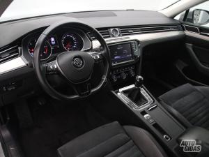 Pelēks Volkswagen Passat B8 2015 Viļņa, ar dzinēja tilpumu 2.00 L un nobraukumu 190 tūkst. km par 11599 €, foto 16 vietnē AUTOMOTO.COM.LV