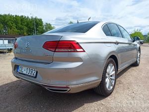 Pelēks Volkswagen Passat B8 2015 Daugavpils, ar dzinēja tilpumu 2.00 L un nobraukumu 0 tūkst. km par 12150 €, foto 9 vietnē AUTOMOTO.COM.LV