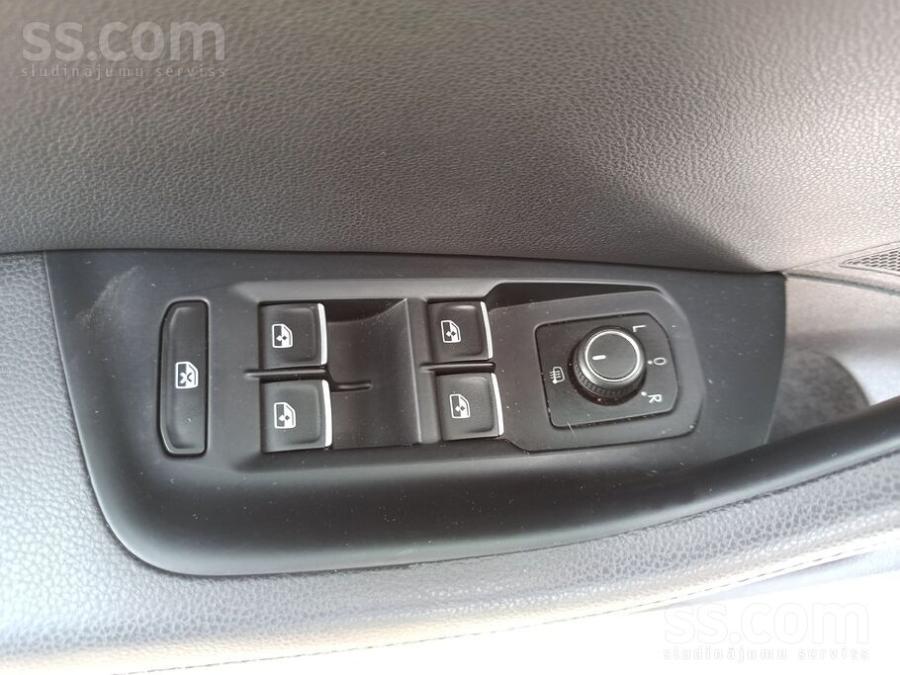 Pelēks Volkswagen Passat B8 2015 Daugavpils, ar dzinēja tilpumu 2.00 L un nobraukumu 0 tūkst. km par 12150 €, foto 23 vietnē AUTOMOTO.COM.LV