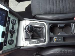 Pelēks Volkswagen Passat B8 2015 Daugavpils, ar dzinēja tilpumu 2.00 L un nobraukumu 0 tūkst. km par 12150 €, foto 28 vietnē AUTOMOTO.COM.LV