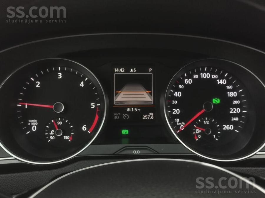 Grey Volkswagen Passat B8 2015 in Riga, with an engine capacity of 2.00 L and mileage of 0 thousand km for 8800 €, photo 24 on AUTOMOTO.COM.LV