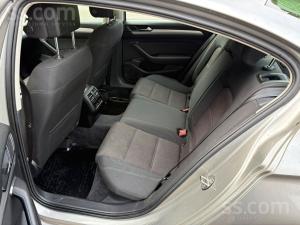Pelēks Volkswagen Passat B8 2015 Rīga, ar dzinēja tilpumu 2.00 L un nobraukumu 0 tūkst. km par 9150 €, foto 8 vietnē AUTOMOTO.COM.LV