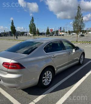 Pelēks Volkswagen Passat B8 2015 Rīga, ar dzinēja tilpumu 2.00 L un nobraukumu 194 tūkst. km par 7800 €, foto 5 vietnē AUTOMOTO.COM.LV