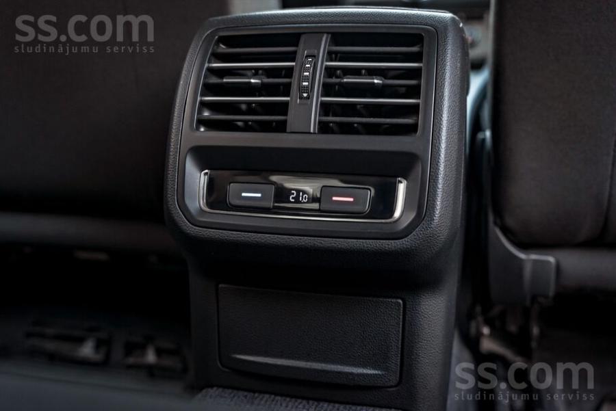 Grey Volkswagen Passat B8 2015 in Riga, with an engine capacity of 2.00 L and mileage of 0 thousand km for 7250 €, photo 16 on AUTOMOTO.COM.LV