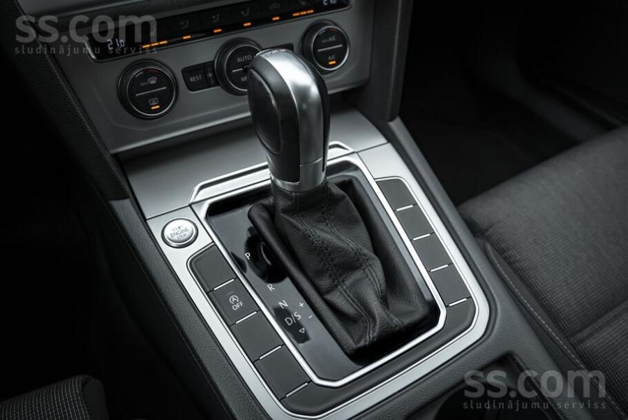 Grey Volkswagen Passat B8 2015 in Riga, with an engine capacity of 2.00 L and mileage of 0 thousand km for 7250 €, photo 23 on AUTOMOTO.COM.LV