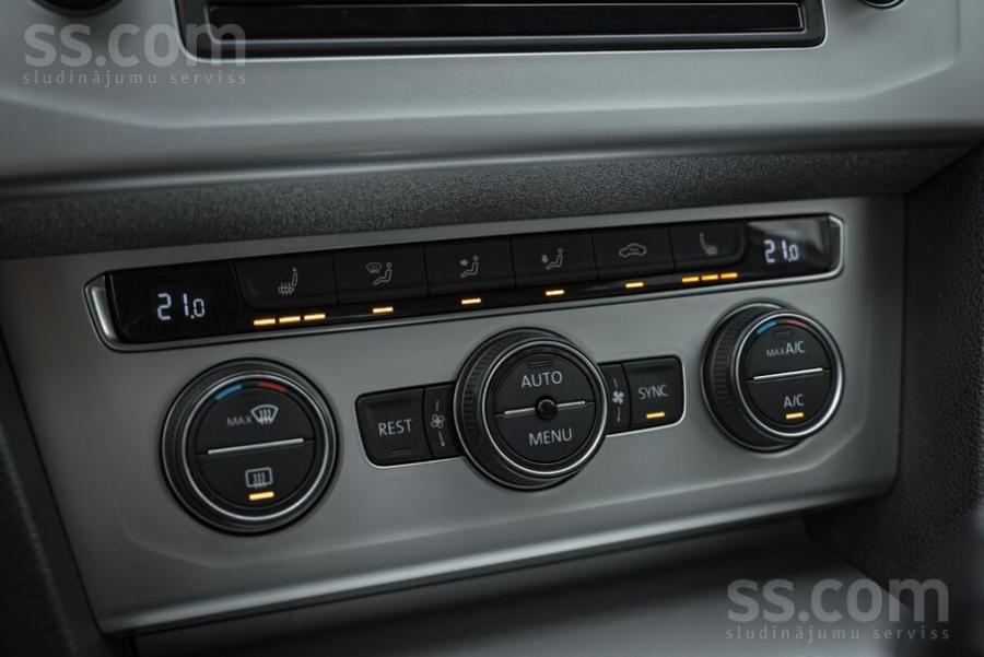 Grey Volkswagen Passat B8 2015 in Riga, with an engine capacity of 2.00 L and mileage of 0 thousand km for 7250 €, photo 24 on AUTOMOTO.COM.LV