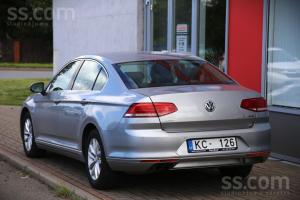Pelēks Volkswagen Passat B8 2015 Rīga, ar dzinēja tilpumu 2.00 L un nobraukumu 285 tūkst. km par 8995 €, foto 6 vietnē AUTOMOTO.COM.LV