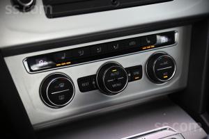 Pelēks Volkswagen Passat B8 2015 Rīga, ar dzinēja tilpumu 2.00 L un nobraukumu 285 tūkst. km par 8995 €, foto 17 vietnē AUTOMOTO.COM.LV