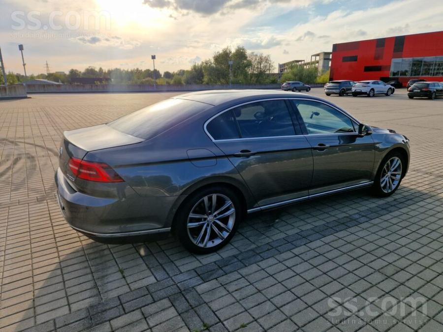 Pelēks Volkswagen Passat B8 2015 Rīga, ar dzinēja tilpumu 1.80 L un nobraukumu 221 tūkst. km par 9000 €, foto 4 vietnē AUTOMOTO.COM.LV