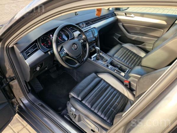 Grey Volkswagen Passat B8 2015 in Riga, with an engine capacity of 1.80 L and mileage of 221 thousand km for 9000 €, photo 7 on AUTOMOTO.COM.LV