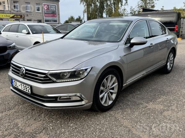 Pelēks Volkswagen Passat B8 2015 Daugavpils, ar dzinēja tilpumu 2.00 L un nobraukumu 0 tūkst. km par 12500 €, foto 4 vietnē AUTOMOTO.COM.LV